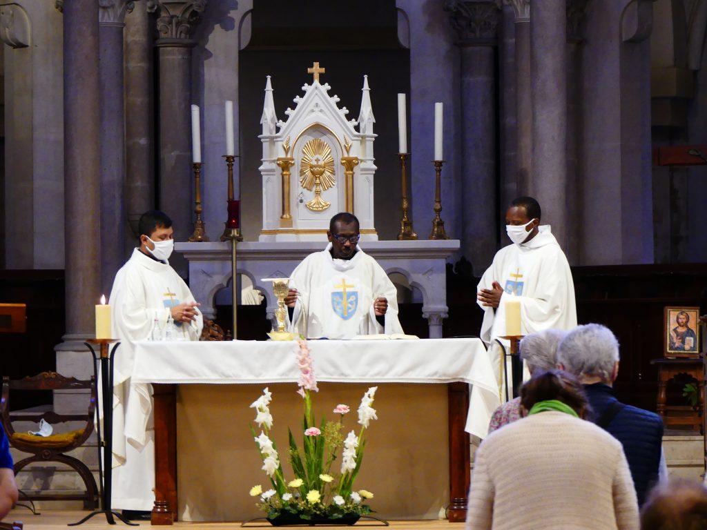 P1350636 - Sanctuaire Basile Moreau